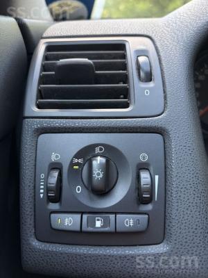 Black Volvo V50 2009 in Rezekne, with an engine capacity of 2.40 L and mileage of 385 thousand km for 2750 €, photo 13 on AUTOMOTO.COM.LV