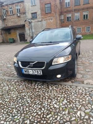 Black Volvo V50 2009 in Kuldiga, with an engine capacity of 1.60 L and mileage of 340 thousand km for 2500 €, photo  on AUTOMOTO.COM.LV
