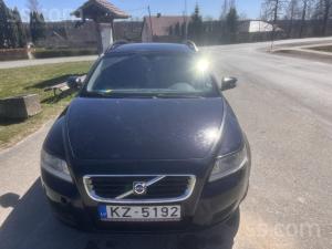 Black Volvo V50 2009 in Tukums, with an engine capacity of 2.00 L and mileage of 369 thousand km for 1800 €, photo  on AUTOMOTO.COM.LV