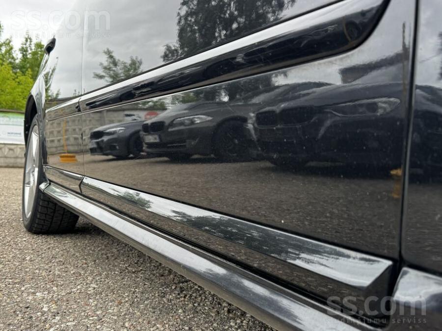 Black Volvo V50 2009 in Daugavpils, with an engine capacity of 2.00 L and mileage of 0 thousand km for 3590 €, photo 12 on AUTOMOTO.COM.LV