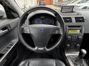 Black Volvo V50 2009 in Daugavpils, with an engine capacity of 2.00 L and mileage of 0 thousand km for 3590 €, photo 16 on AUTOMOTO.COM.LV