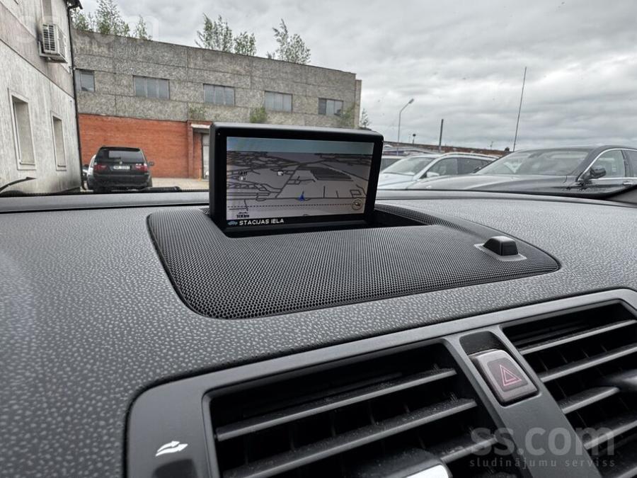 Black Volvo V50 2009 in Daugavpils, with an engine capacity of 2.00 L and mileage of 0 thousand km for 3590 €, photo 20 on AUTOMOTO.COM.LV