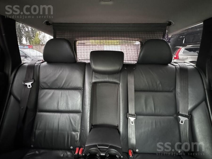 Black Volvo V50 2009 in Daugavpils, with an engine capacity of 2.00 L and mileage of 0 thousand km for 3590 €, photo 24 on AUTOMOTO.COM.LV