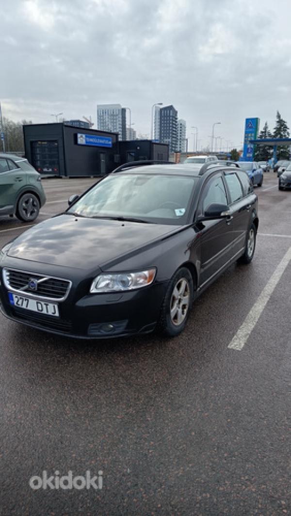 Black Volvo V50 2009 in Tallinn, with an engine capacity of 1.60 L and mileage of 338 thousand km for 2200 €, photo 10 on AUTOMOTO.COM.LV