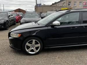 Melns Volvo V50 2009 Daugavpils, ar dzinēja tilpumu 2.00 L un nobraukumu 318 tūkst. km par 3590 €, foto 9 vietnē AUTOMOTO.COM.LV