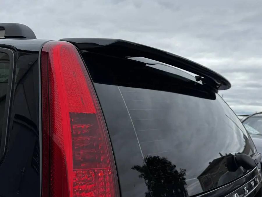 Melns Volvo V50 2009 Daugavpils, ar dzinēja tilpumu 2.00 L un nobraukumu 318 tūkst. km par 3590 €, foto 13 vietnē AUTOMOTO.COM.LV
