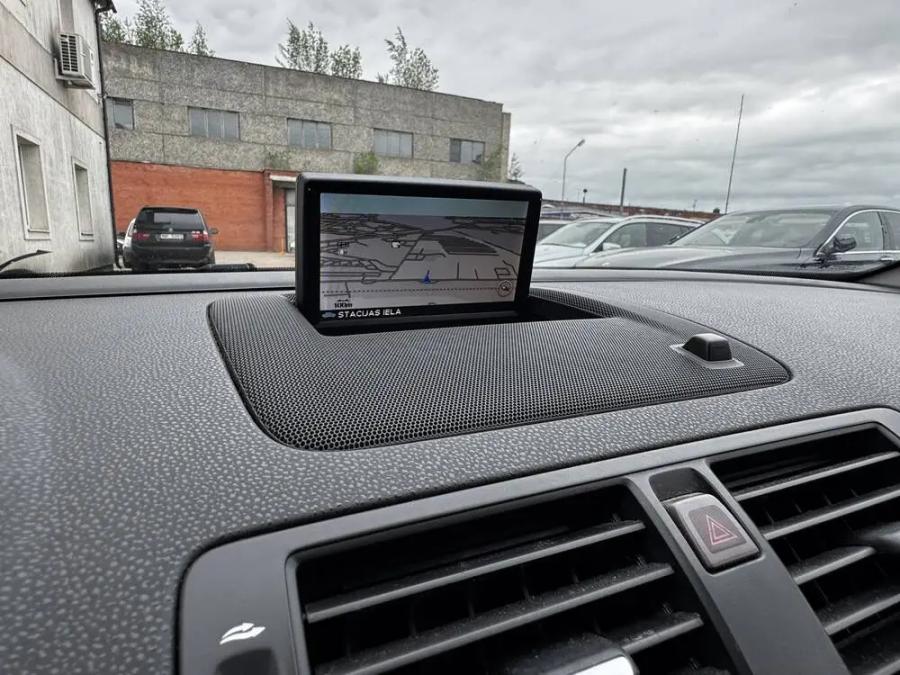 Melns Volvo V50 2009 Daugavpils, ar dzinēja tilpumu 2.00 L un nobraukumu 318 tūkst. km par 3590 €, foto 20 vietnē AUTOMOTO.COM.LV