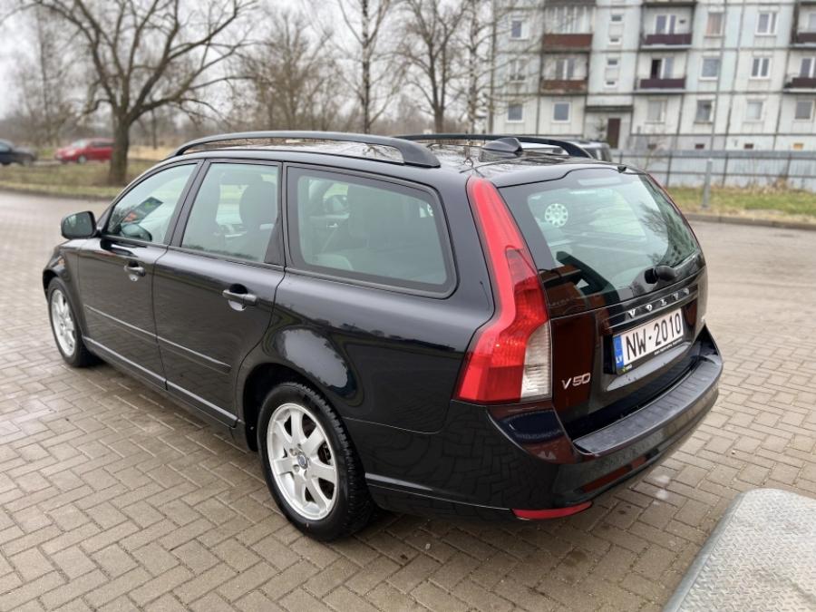 Melns Volvo V50 2009 Rīga, ar dzinēja tilpumu 2.00 L un nobraukumu 289 tūkst. km par 3990 €, foto 15 vietnē AUTOMOTO.COM.LV