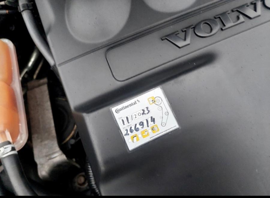 Melns Volvo V50 2009 Rīga, ar dzinēja tilpumu 2.00 L un nobraukumu 289 tūkst. km par 3990 €, foto 25 vietnē AUTOMOTO.COM.LV