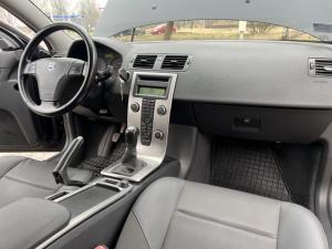 Melns Volvo V50 2009 Rīga, ar dzinēja tilpumu 2.00 L un nobraukumu 289 tūkst. km par 3990 €, foto 37 vietnē AUTOMOTO.COM.LV