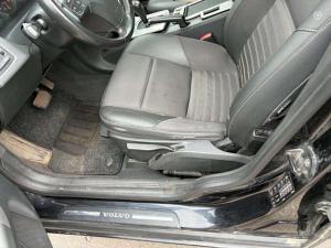 Black Volvo V50 2009 in Kaisiadorys, with an engine capacity of 2.00 L and mileage of 327 thousand km for 1650 €, photo 12 on AUTOMOTO.COM.LV