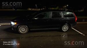 Melns Volvo V50 2009 Rīga, ar dzinēja tilpumu 1.60 L un nobraukumu 329 tūkst. km par 1400 €, foto 4 vietnē AUTOMOTO.COM.LV