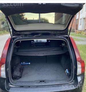 Melns Volvo V50 2009 Rīga, ar dzinēja tilpumu 1.60 L un nobraukumu 329 tūkst. km par 1400 €, foto 7 vietnē AUTOMOTO.COM.LV