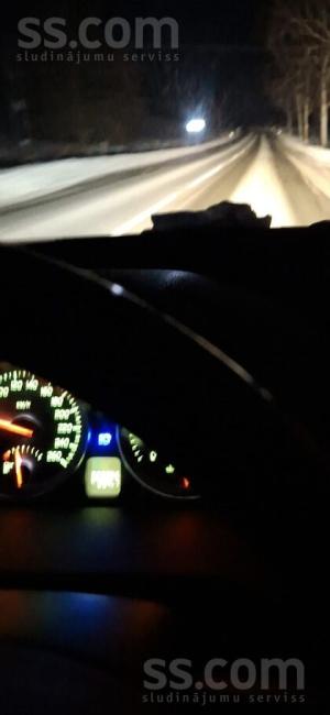Melns Volvo V50 2009 Rīga, ar dzinēja tilpumu 1.60 L un nobraukumu 329 tūkst. km par 1400 €, foto 11 vietnē AUTOMOTO.COM.LV