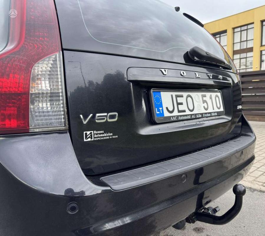 Black Volvo V50 2009 in Vilnius, with an engine capacity of 2.00 L and mileage of 370 thousand km for 1350 €, photo 20 on AUTOMOTO.COM.LV