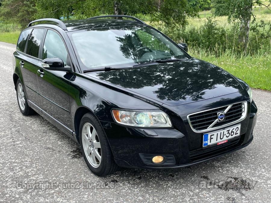 Melns Volvo V50 2009 Tartu, ar dzinēja tilpumu 1.60 L un nobraukumu 219 tūkst. km par 3890 €, foto 13 vietnē AUTOMOTO.COM.LV