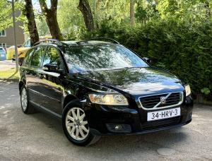 Black Volvo V50 2009 in Taurage, with an engine capacity of 1.60 L and mileage of 273 thousand km for 2499 €, photo 10 on AUTOMOTO.COM.LV