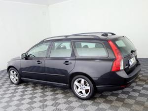 Black Volvo V50 2009 in Tallinn, with an engine capacity of 2.00 L and mileage of 274 thousand km for 699 €, photo 12 on AUTOMOTO.COM.LV