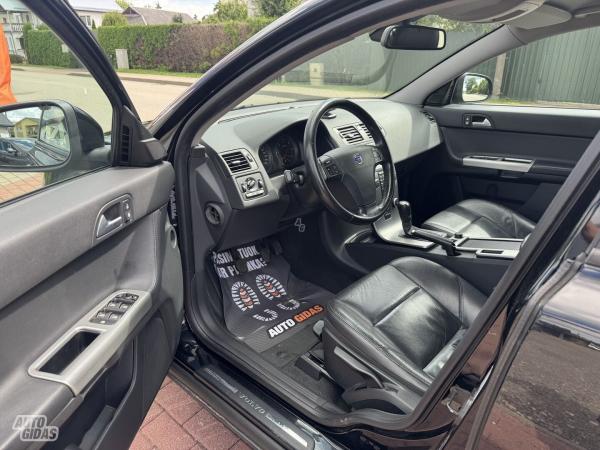 Melns Volvo V50 2009 Kauņa, ar dzinēja tilpumu 1.60 L un nobraukumu 260 tūkst. km par 2699 €, foto 9 vietnē AUTOMOTO.COM.LV