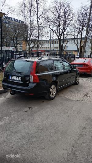 Black Volvo V50 2009 in Tallinn, with an engine capacity of 1.60 L and mileage of 338 thousand km for 2200 €, photo 18 on AUTOMOTO.COM.LV