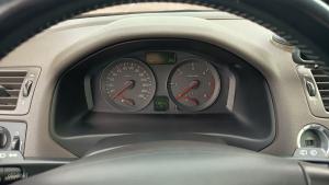 Black Volvo V50 2009 in Tallinn, with an engine capacity of 1.60 L and mileage of 338 thousand km for 2200 €, photo 21 on AUTOMOTO.COM.LV