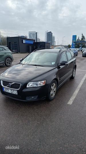 Black Volvo V50 2009 in Tallinn, with an engine capacity of 1.60 L and mileage of 338 thousand km for 2200 €, photo 26 on AUTOMOTO.COM.LV