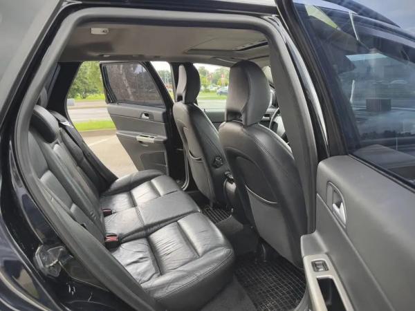 Melns Volvo V50 2009 Rīga, ar dzinēja tilpumu 2.40 L un nobraukumu 317 tūkst. km par 1500 €, foto 8 vietnē AUTOMOTO.COM.LV