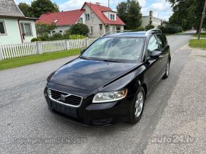 Melns Volvo V50 2009 Tallina, ar dzinēja tilpumu 1.60 L un nobraukumu 196 tūkst. km par 4290 €, foto  vietnē AUTOMOTO.COM.LV