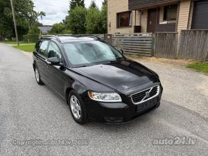 Melns Volvo V50 2009 Tallina, ar dzinēja tilpumu 1.60 L un nobraukumu 247 tūkst. km par 4290 €, foto 8 vietnē AUTOMOTO.COM.LV