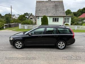 Melns Volvo V50 2009 Tallina, ar dzinēja tilpumu 1.60 L un nobraukumu 247 tūkst. km par 4290 €, foto 13 vietnē AUTOMOTO.COM.LV