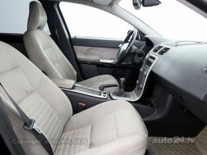 Черный Вольво В50 2009 в Таллин, объемом двигателя 1.60 л и пробегом 403 тыс. км за 899 €, фото 7 на AUTOMOTO.COM.LV