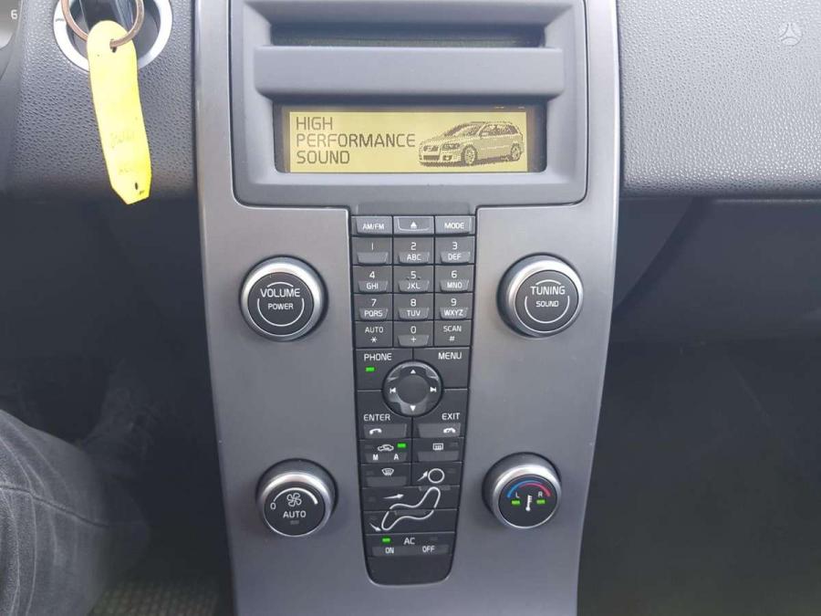 Melns Volvo V50 2009 Šauļi, ar dzinēja tilpumu 1.56 L un nobraukumu 249 tūkst. km par 1850 €, foto 9 vietnē AUTOMOTO.COM.LV