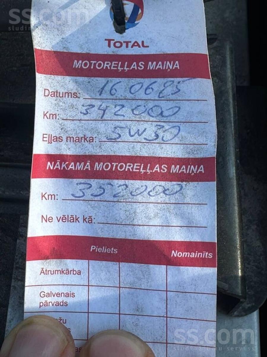 Черный Вольво В50 2009 в Рига, объемом двигателя 2.00 л и пробегом 347 тыс. км за 2200 €, фото 13 на AUTOMOTO.COM.LV