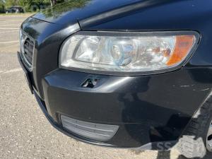 Melns Volvo V50 2009 Rīga, ar dzinēja tilpumu 2.00 L un nobraukumu 261 tūkst. km par 2250 €, foto 8 vietnē AUTOMOTO.COM.LV
