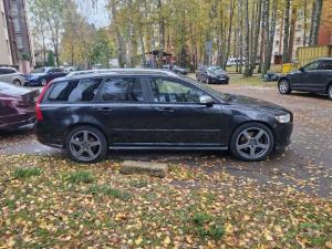 Melns Volvo V50 2009 Rīga, ar dzinēja tilpumu 2.00 L un nobraukumu 307 tūkst. km par 3100 €, foto 4 vietnē AUTOMOTO.COM.LV