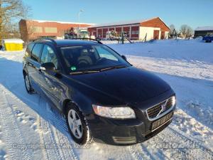 Black Volvo V50 2010 in Tallinn, with an engine capacity of 0.00 L and mileage of 217 thousand km for 4490 €, photo 2 on AUTOMOTO.COM.LV