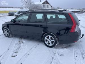 Black Volvo V50 2010 in Kaunas, with an engine capacity of 1.60 L and mileage of 283 thousand km for 3150 €, photo 14 on AUTOMOTO.COM.LV