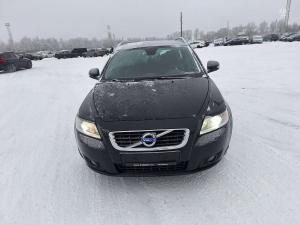 Black Volvo V50 2010 in Marijampole, with an engine capacity of 1.56 L and mileage of 299 thousand km for 3199 €, photo 2 on AUTOMOTO.COM.LV