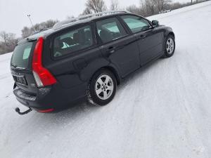 Black Volvo V50 2010 in Marijampole, with an engine capacity of 1.56 L and mileage of 299 thousand km for 3199 €, photo 6 on AUTOMOTO.COM.LV