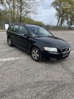 Black Volvo V50 2010 in Marijampole, with an engine capacity of 1.60 L and mileage of 315 thousand km for 2950 €, photo 8 on AUTOMOTO.COM.LV