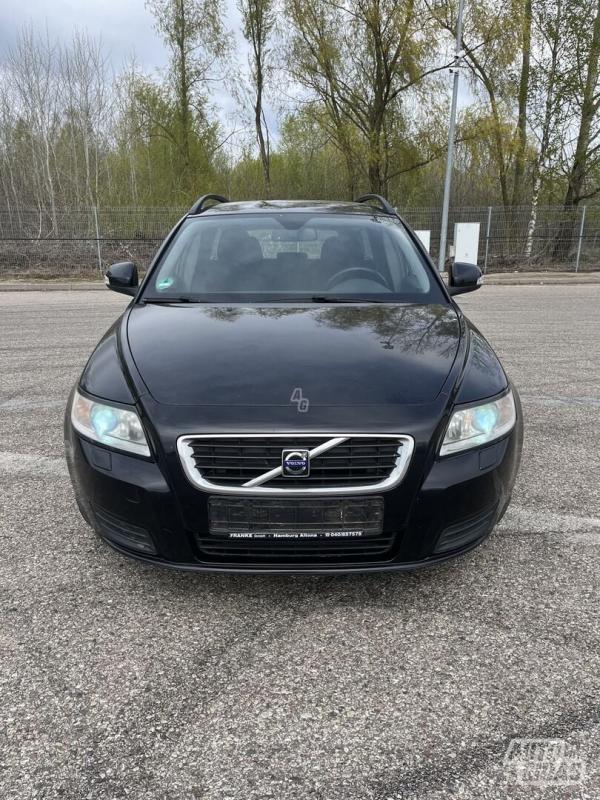 Melns Volvo V50 2010 Marijampole, ar dzinēja tilpumu 1.60 L un nobraukumu 315 tūkst. km par 2950 €, foto 8 vietnē AUTOMOTO.COM.LV