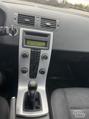 Black Volvo V50 2010 in Marijampole, with an engine capacity of 1.60 L and mileage of 315 thousand km for 2950 €, photo 14 on AUTOMOTO.COM.LV