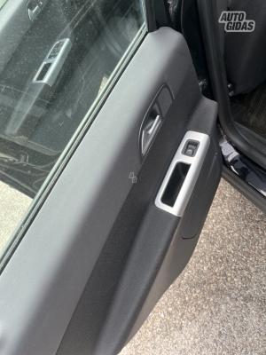 Black Volvo V50 2010 in Marijampole, with an engine capacity of 1.60 L and mileage of 315 thousand km for 2950 €, photo 16 on AUTOMOTO.COM.LV