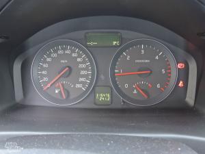 Black Volvo V50 2010 in Marijampole, with an engine capacity of 1.60 L and mileage of 315 thousand km for 2950 €, photo 17 on AUTOMOTO.COM.LV