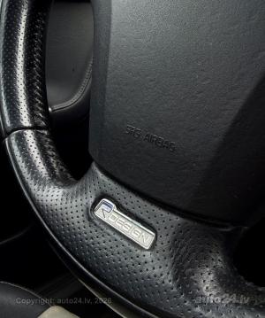 Black Volvo V50 2010 in Tartu, with an engine capacity of 1.60 L and mileage of 327 thousand km for 2990 €, photo 12 on AUTOMOTO.COM.LV