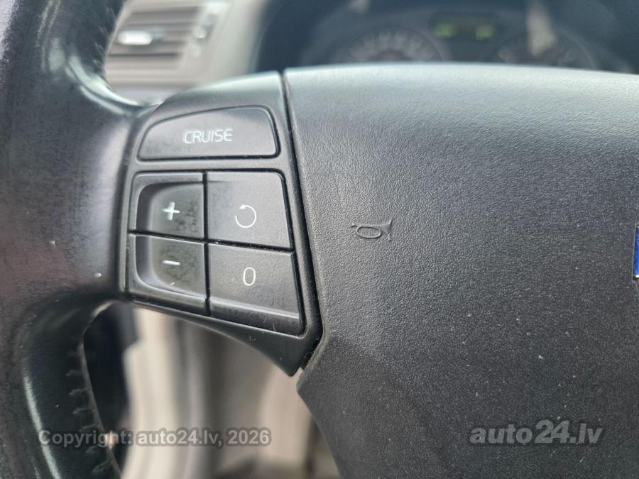 Черный Вольво В50 2010 в Пайде, объемом двигателя 1.60 л и пробегом 330 тыс. км за 3999 €, фото 21 на AUTOMOTO.COM.LV