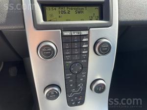 Черный Вольво В50 2010 в Рига, объемом двигателя 1.60 л и пробегом 282 тыс. км за 3300 €, фото 8 на AUTOMOTO.COM.LV