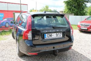 Melns Volvo V50 2010 Daugavpils, ar dzinēja tilpumu 1.60 L un nobraukumu 247 tūkst. km par 3890 €, foto 6 vietnē AUTOMOTO.COM.LV