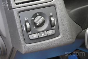 Melns Volvo V50 2010 Daugavpils, ar dzinēja tilpumu 1.60 L un nobraukumu 247 tūkst. km par 3890 €, foto 24 vietnē AUTOMOTO.COM.LV