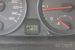 Melns Volvo V50 2010 Daugavpils, ar dzinēja tilpumu 1.60 L un nobraukumu 247 tūkst. km par 3890 €, foto 27 vietnē AUTOMOTO.COM.LV